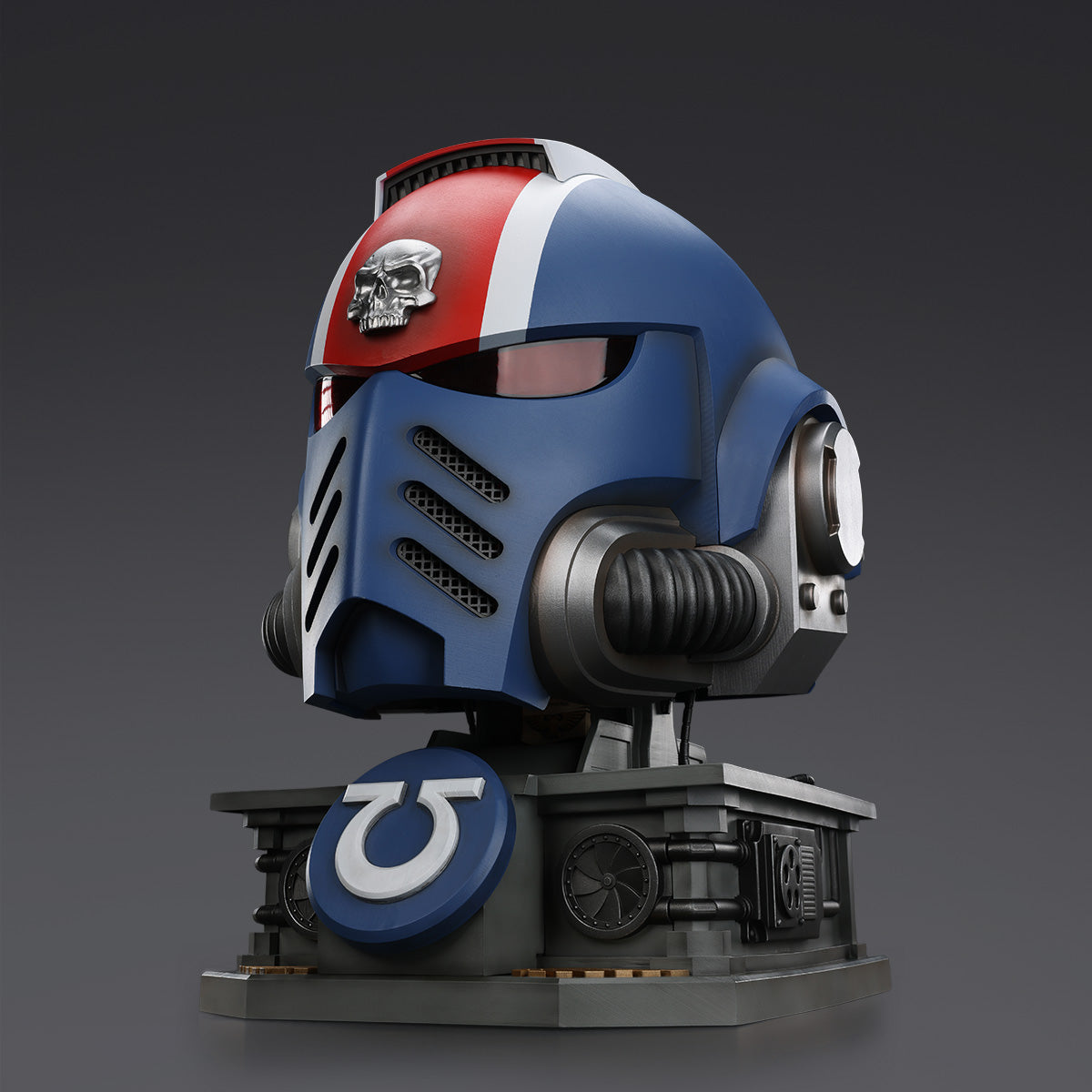 [PREORDER] Ultramarines Lieutenant Titus MKX Helmet & Display Stand ...